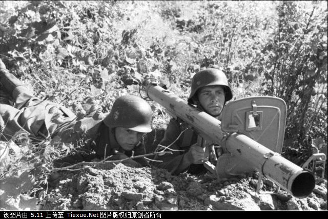 令盟军生畏的“坦克杀手”--二战德国RPzb43/54型88毫米“坦克杀手”反坦克火箭筒 - 哔哩哔哩