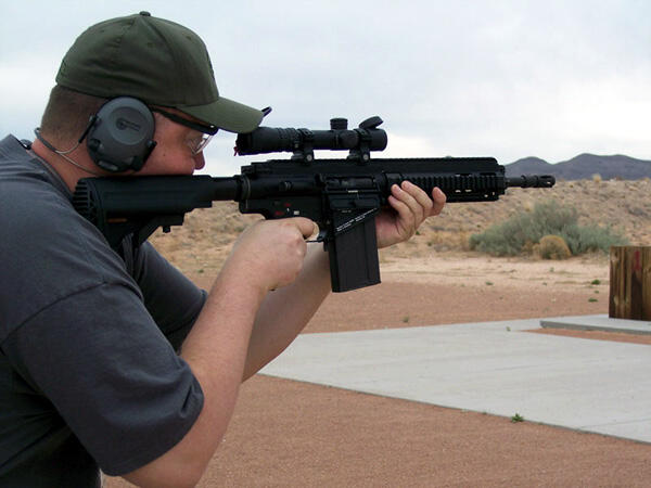 [轻武器科普] 图解德国HK417步枪 - 哔哩哔哩