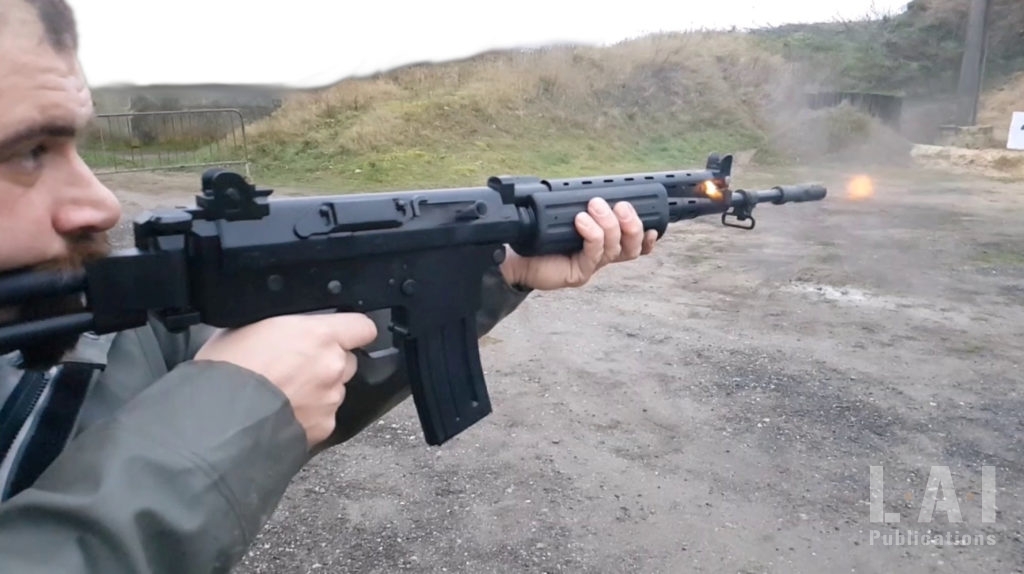 FN FNC,CAL的改进版 - 哔哩哔哩