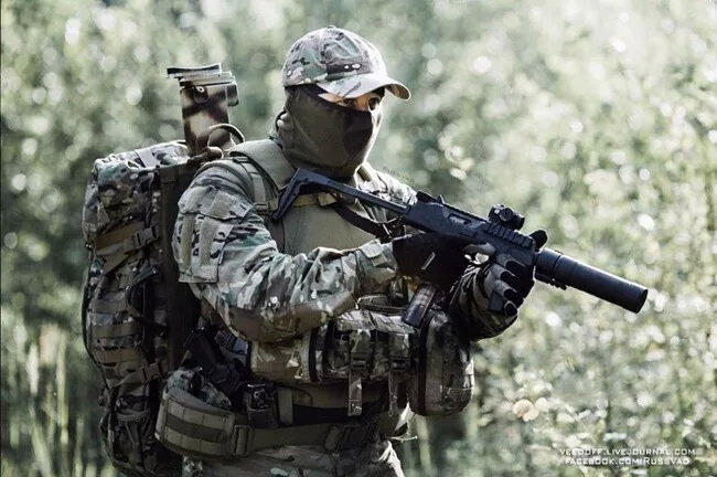 CS被叫“B31”的冲锋枪什么来头？TMP竟然是一支手枪？｜轻武专栏 - 哔哩哔哩