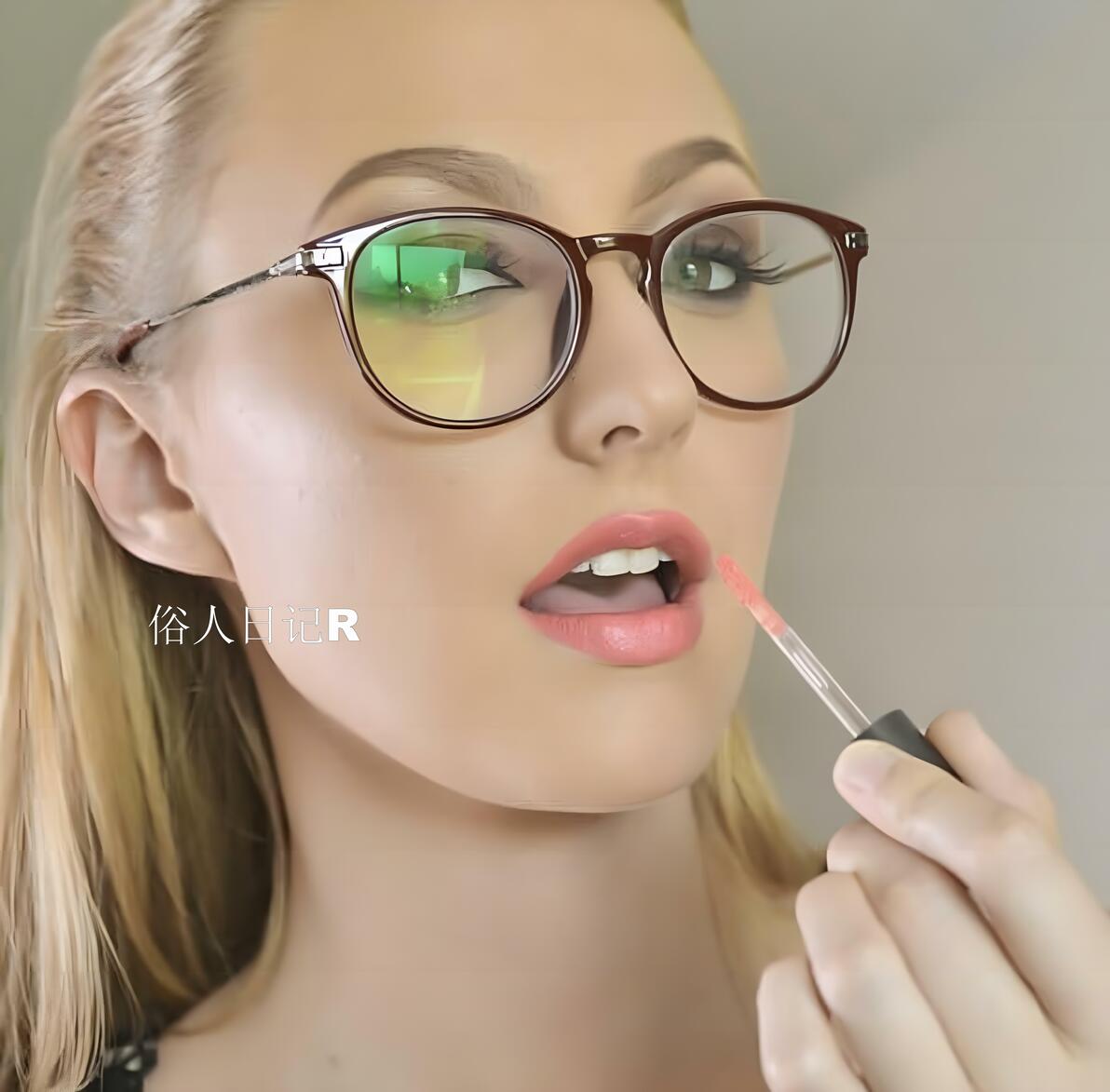 从平凡到非凡，三位身高都是180的美女超模，用实力征服时尚界后一夜成名 - 哔哩哔哩