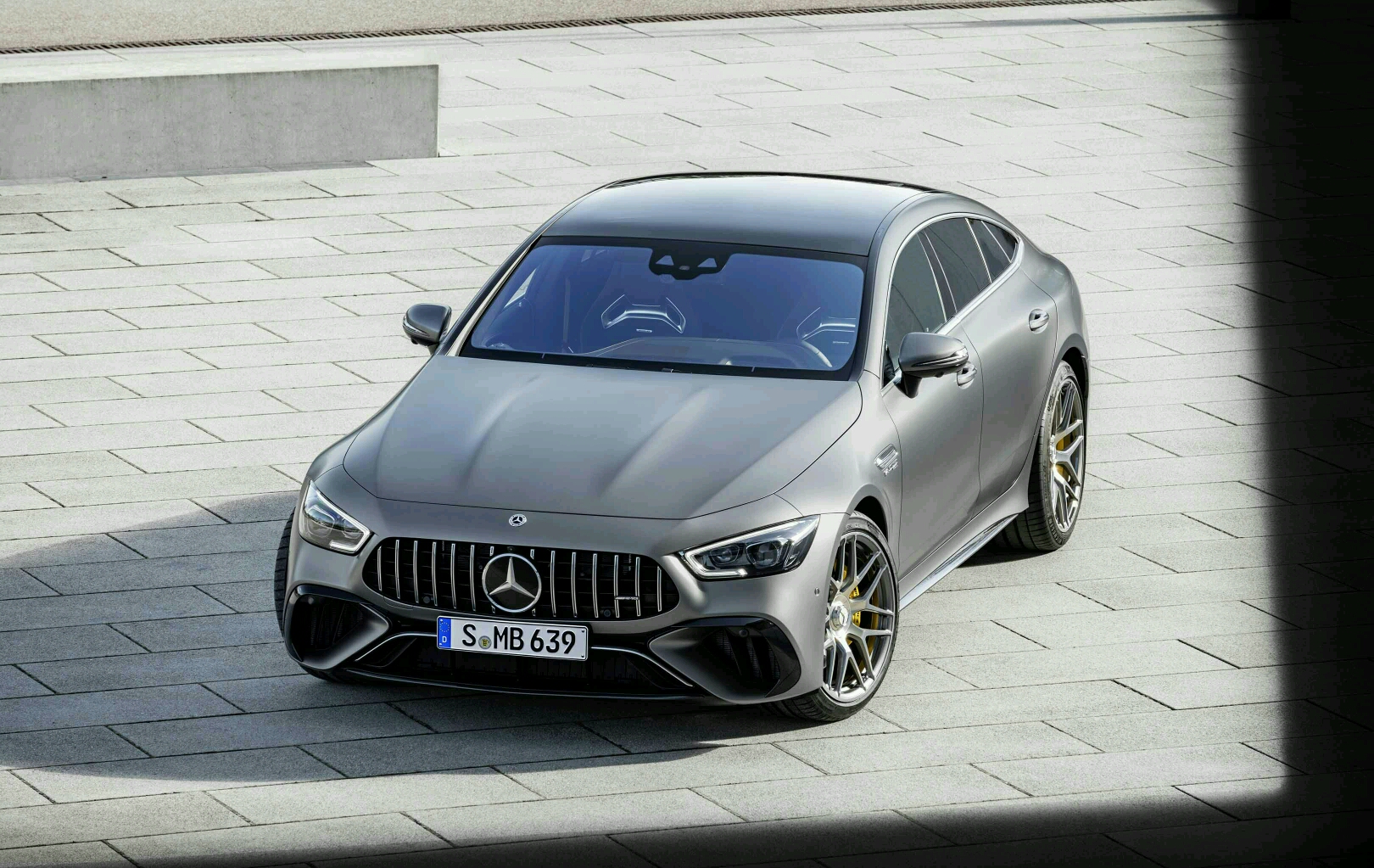 奔驰 AMG GT63 S 4-Door - 哔哩哔哩