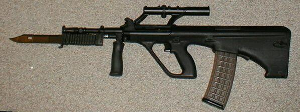 轻武器科普之AUG——开启了无托化的浪潮 - 哔哩哔哩