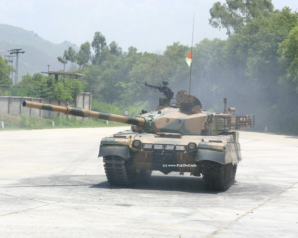 坦克工业之星（上）MBT2000--VT4的前辈 - 哔哩哔哩