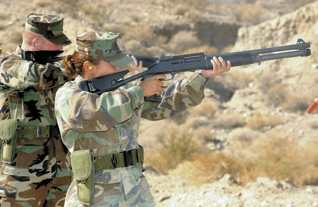 轻武器科普之M1014——受到军方青睐的背后，是实力 - 哔哩哔哩