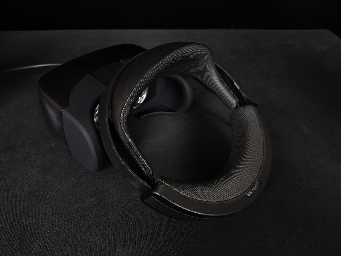 平价版Oculus？国产VR头显Hypereal Pano体验 - 哔哩哔哩