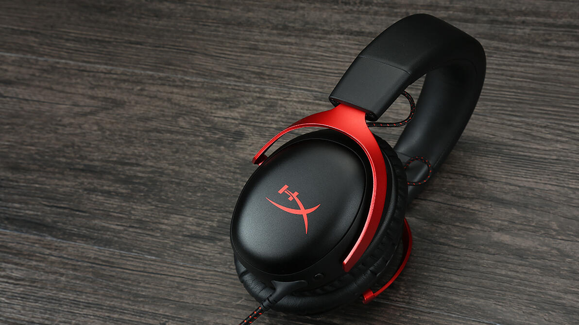 极度未知(HyperX) Cloud III飓风3游戏耳机评测：全新造型 - 哔哩哔哩