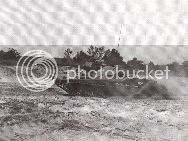 HSTV（L）的兄弟们——“RDF/LT”（快速部署部队轻型坦克）和“13.2吨RDF/LT” - 哔哩哔哩