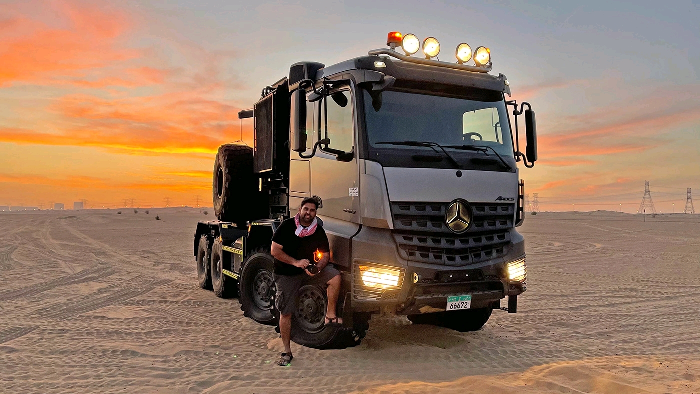 【RC】奔驰Arocs 8×8 4663达喀尔救援拖车 - 哔哩哔哩