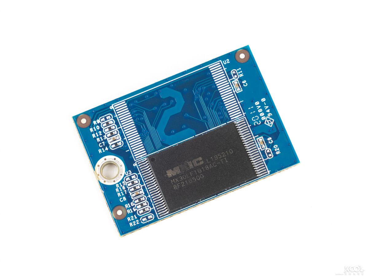 Synology 群晖 DS1520+ 五盘位NAS 开箱拆解评测 - 哔哩哔哩