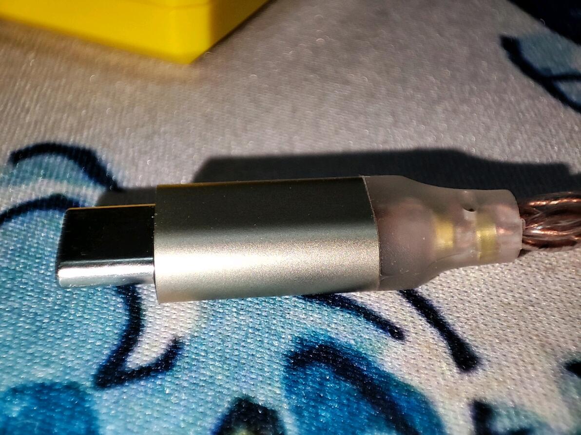 旗舰定位小尾巴（？）JCALLY JM40 简评 - 哔哩哔哩