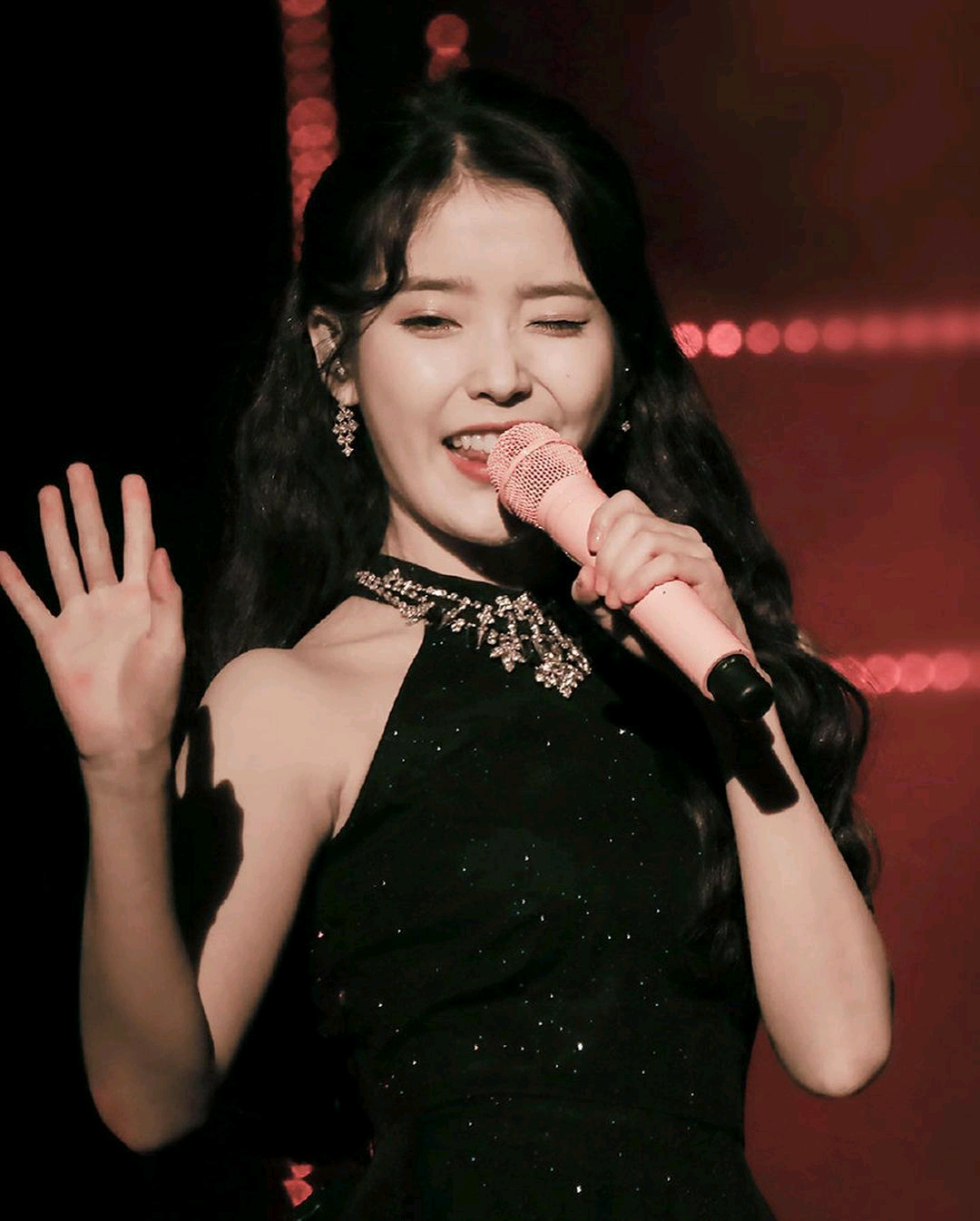 【iu】图片、头像、壁纸（34） - 哔哩哔哩