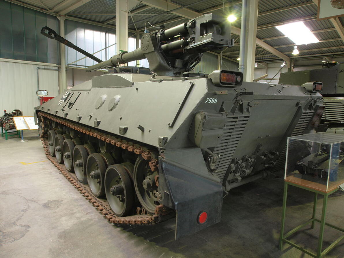 护卫战车57以及VTS1的介绍 - 哔哩哔哩