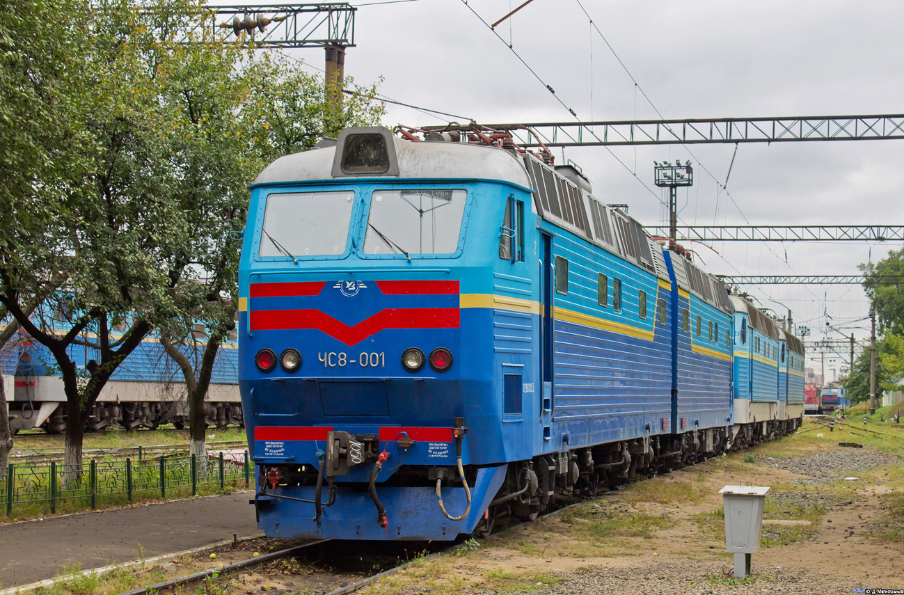 【科普】苏联铁道部两节重联交流客运电力机车的实践——ChS8型电力机车 - 哔哩哔哩