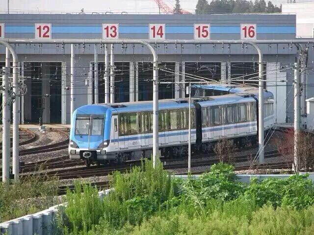 上海地铁8号线车型介绍 - 哔哩哔哩