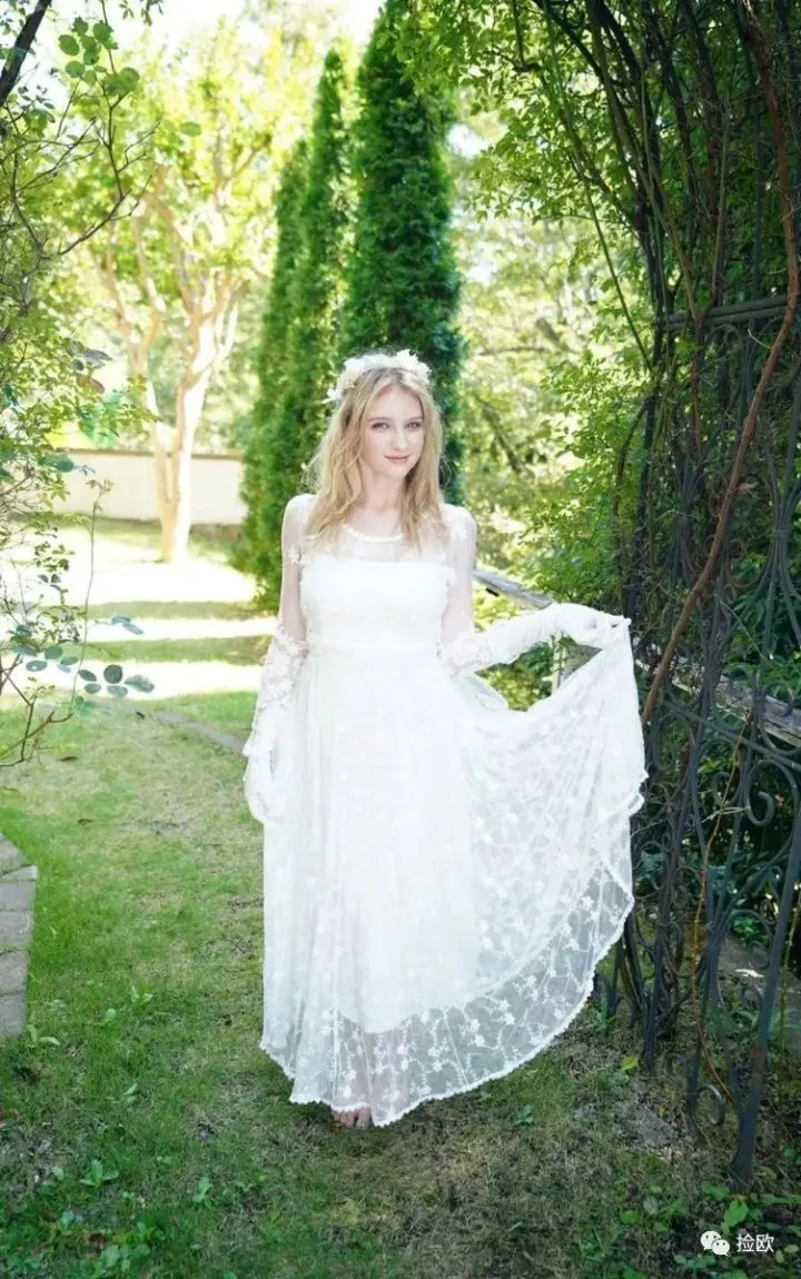 横跨亚欧业界的新秀--Melody Marks - 哔哩哔哩