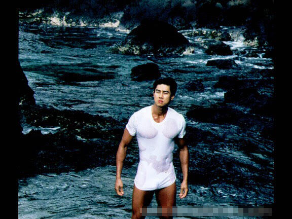 VAN漾（Van Darkholme）写真和简介和生活照片！ - 哔哩哔哩