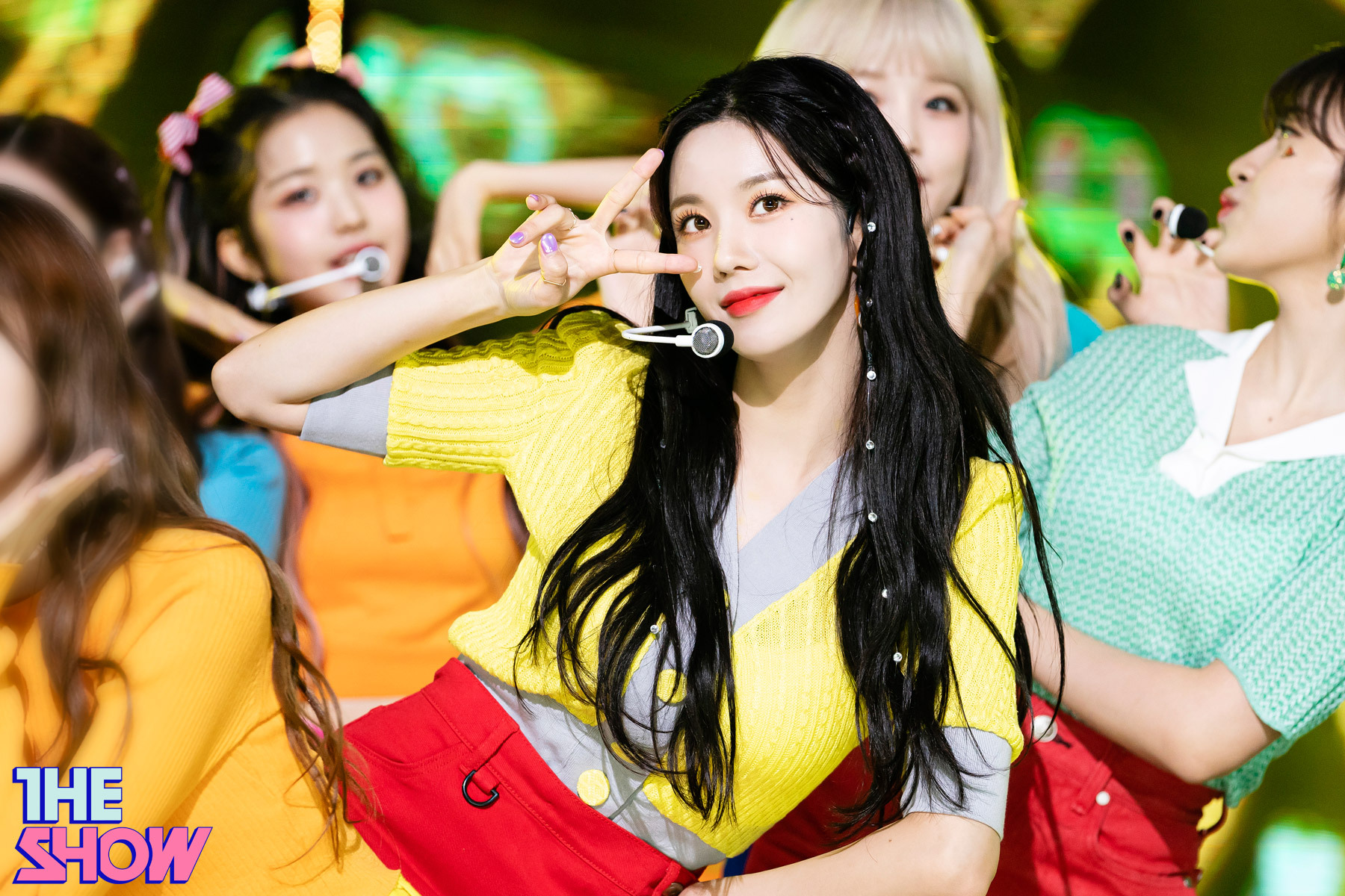 izone 舞台照#1 200624 - 哔哩哔哩