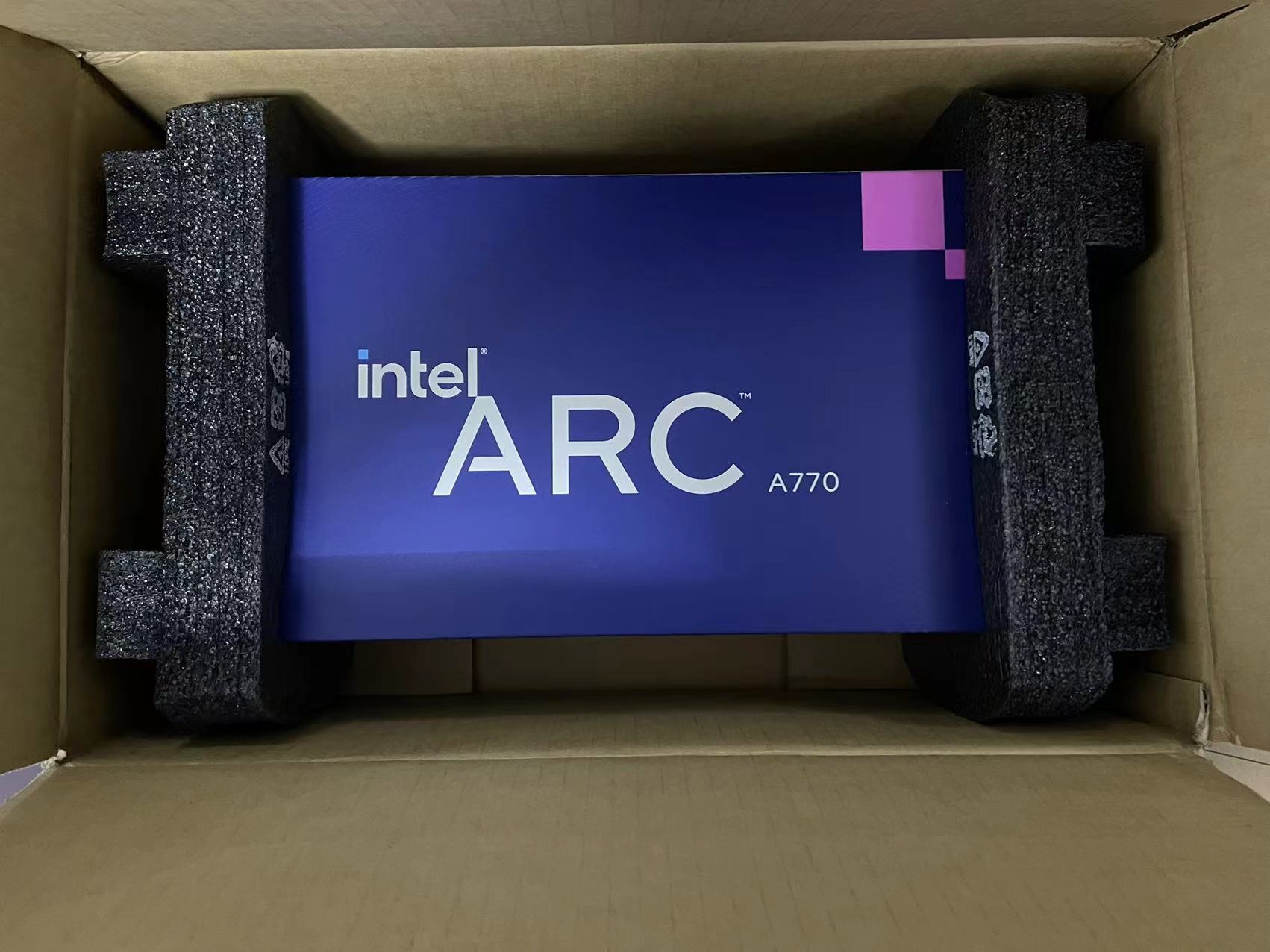 ARC A770 16G上机测试 - 哔哩哔哩