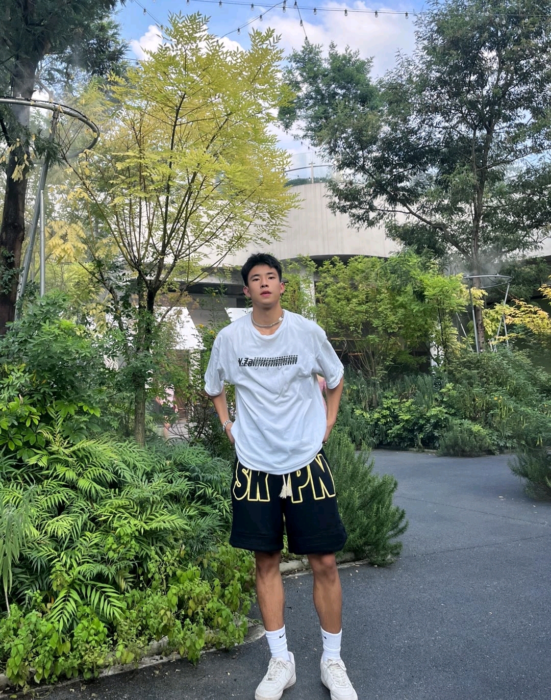 腹肌白袜体育生top 哔哩哔哩
