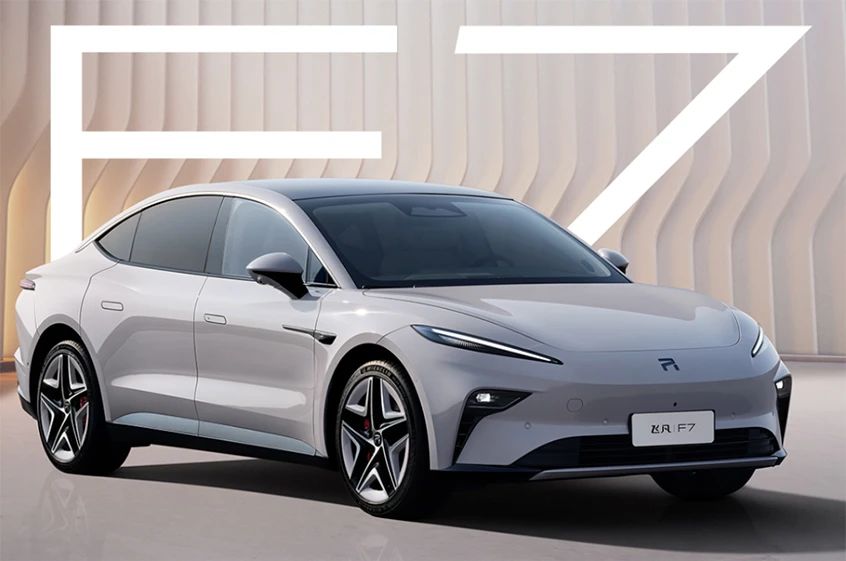 飞凡F7想与蔚来ET5抢市场，先得过了零跑C01这关 - 哔哩哔哩