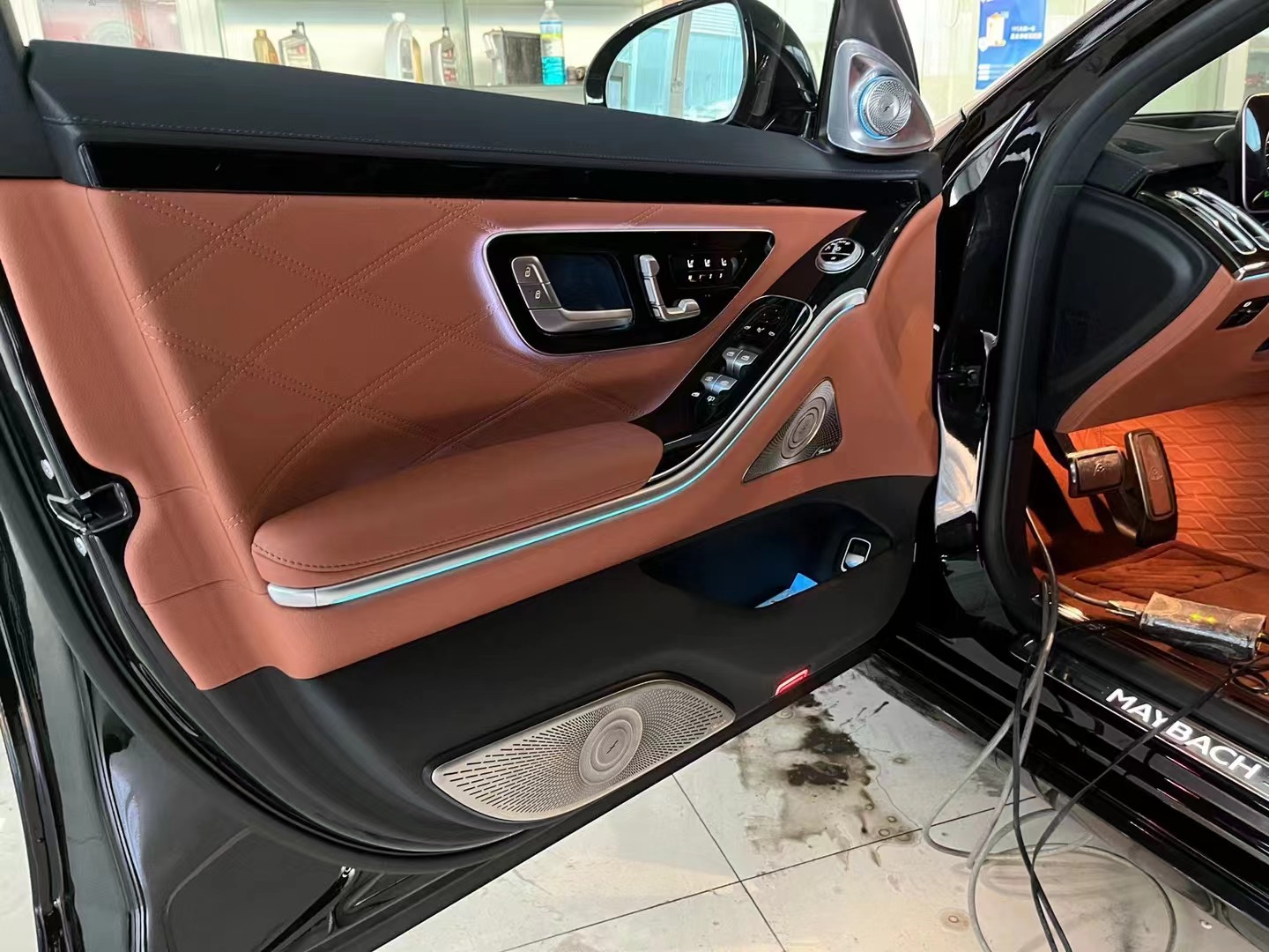 22款迈巴赫S480升级大柏林之声，最新一代4D殿堂级音响 - 哔哩哔哩