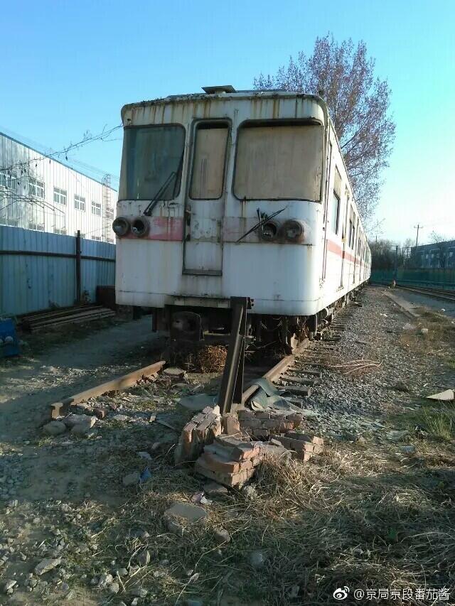 【北京地铁老车型介绍之三】DK3型地铁电动客车 - 哔哩哔哩