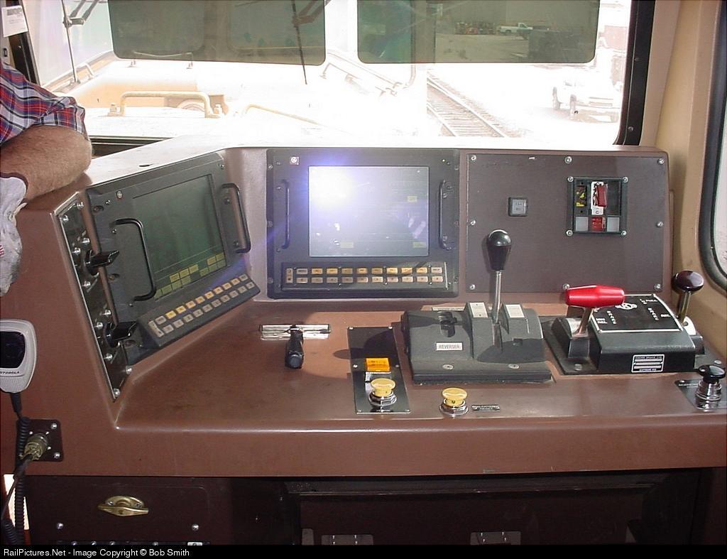 【科普】不得不降功率运用的“AC6000CW”——美国联合太平洋铁路C60(44)AC型内燃机车 - 哔哩哔哩