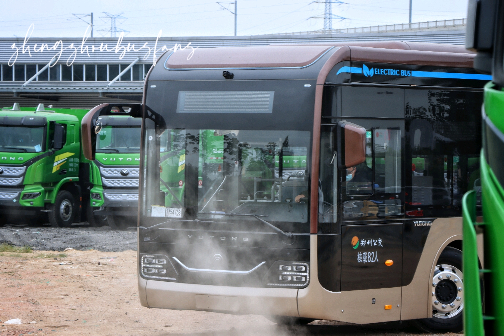 郑州公交2022年12米新车 - 哔哩哔哩