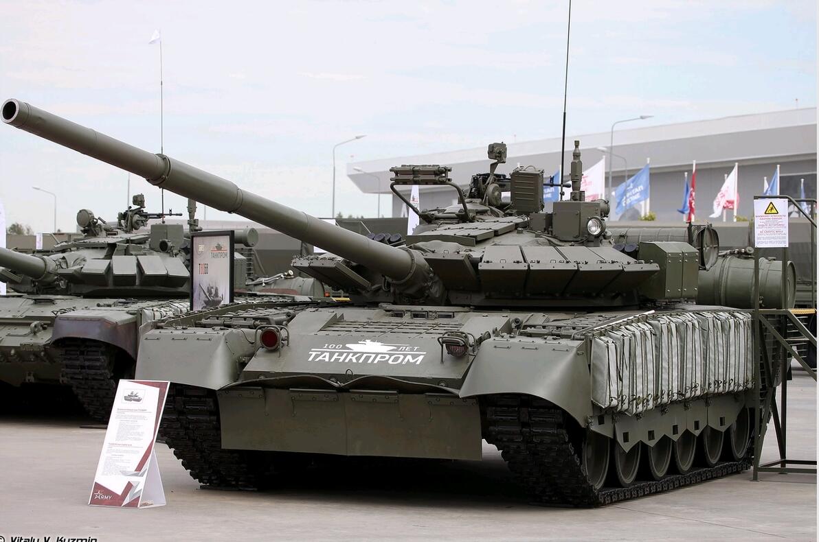 俄罗斯T-80BVM主战坦克 - 哔哩哔哩