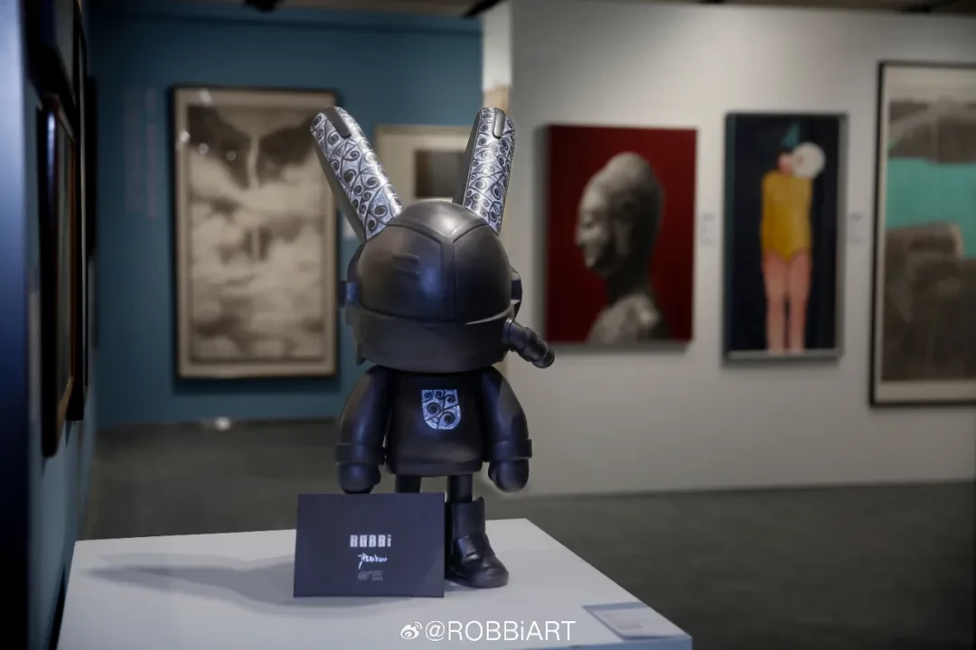 潮玩中的「鸽王之王」！ROBBi x STAPLE新联名计划曝光，限量发售指南！ - 哔哩哔哩