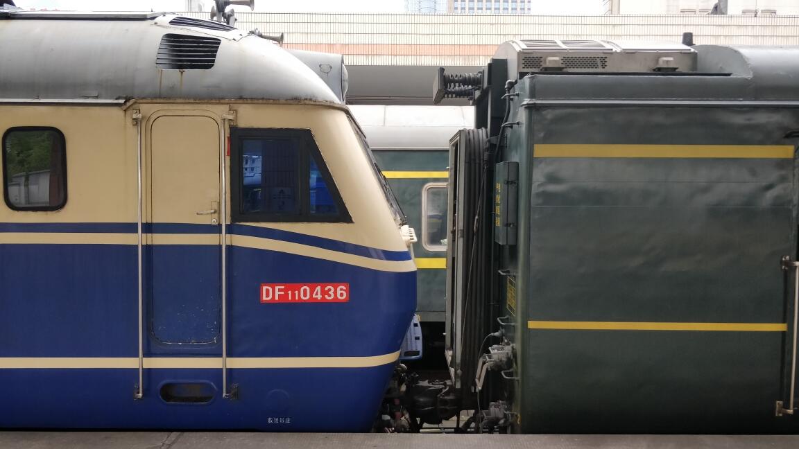 上海局最后的25Z、全路唯一标准高度的25Z——T7785/6西湖畔的西子号 - 哔哩哔哩