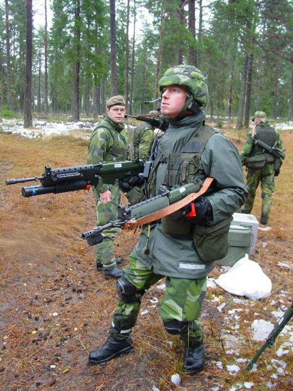 沐头的冷门枪械库——AK5突击步枪 - 哔哩哔哩