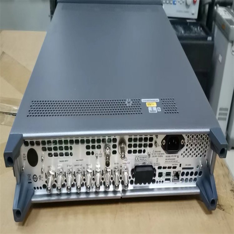 是德Keysight N5183A 微波模拟信号发生器 - 哔哩哔哩