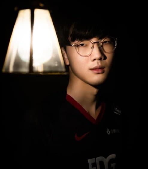 Viper现身Meiko直播间，前GRF到LPL的第四人亮相 - 哔哩哔哩