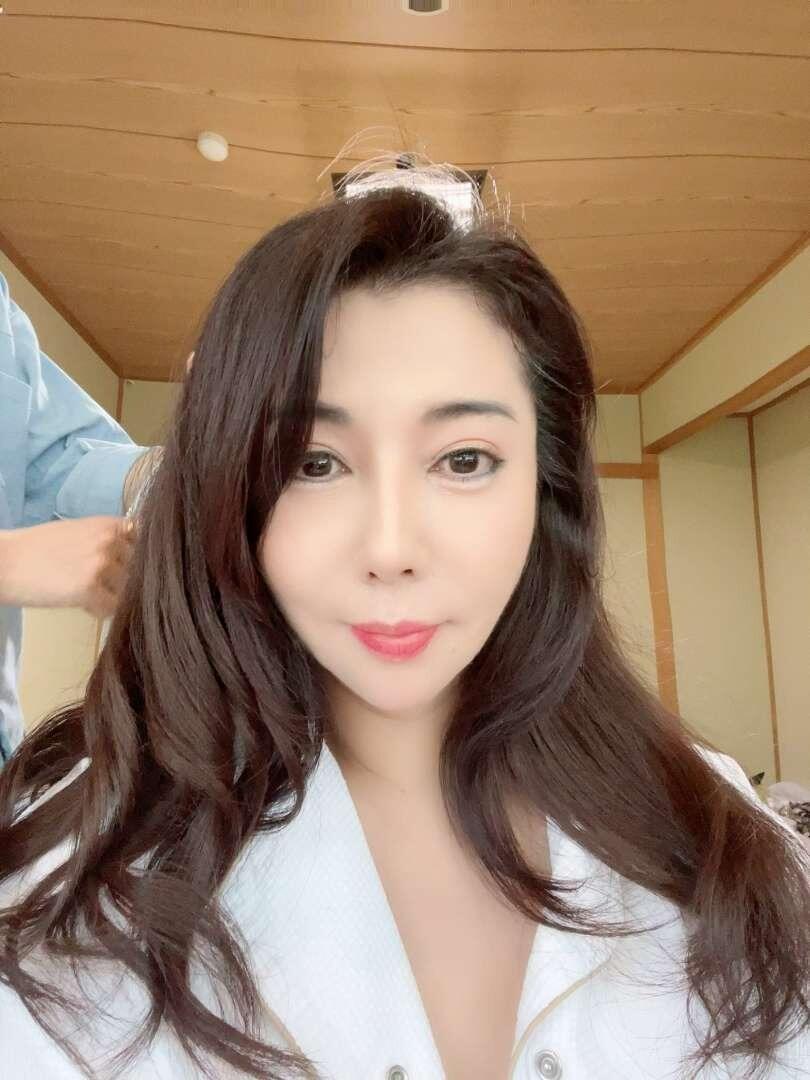 美女分享——月野江翠、美原咲子、宍户翠兰 - 哔哩哔哩