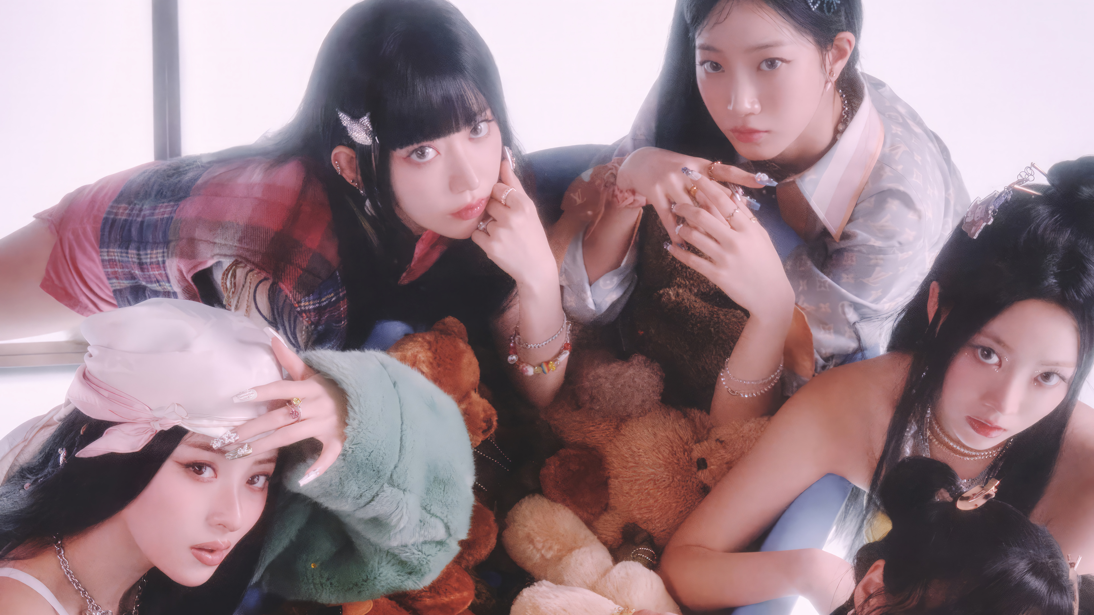 LE SSERAFIM (르세라핌) | 3rd Mini Album [Easy] | 4K 电脑壁纸 手机壁纸 - 哔哩哔哩