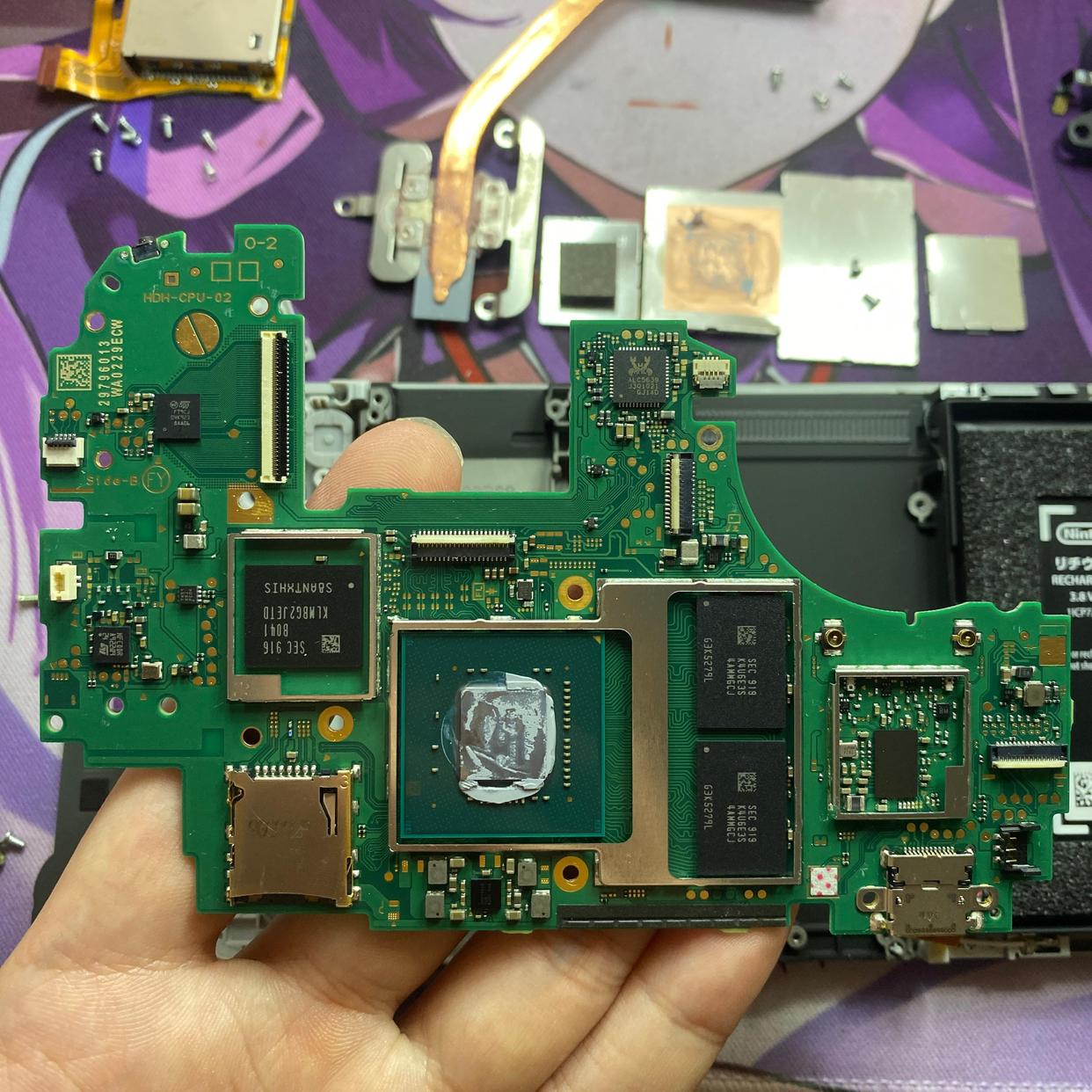 switchlite原装主板和零件拆解图 - 哔哩哔哩