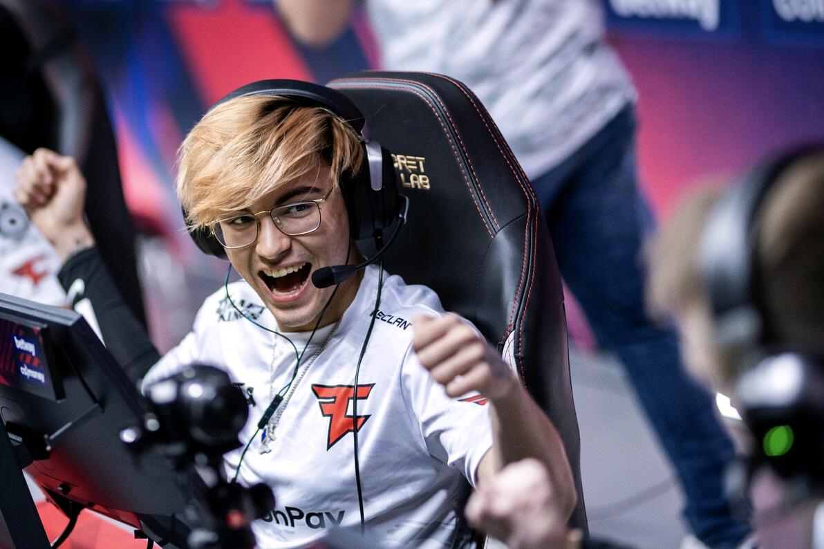 csgo选手/高清图片—你的超人发型总监（FAZE期） - 哔哩哔哩