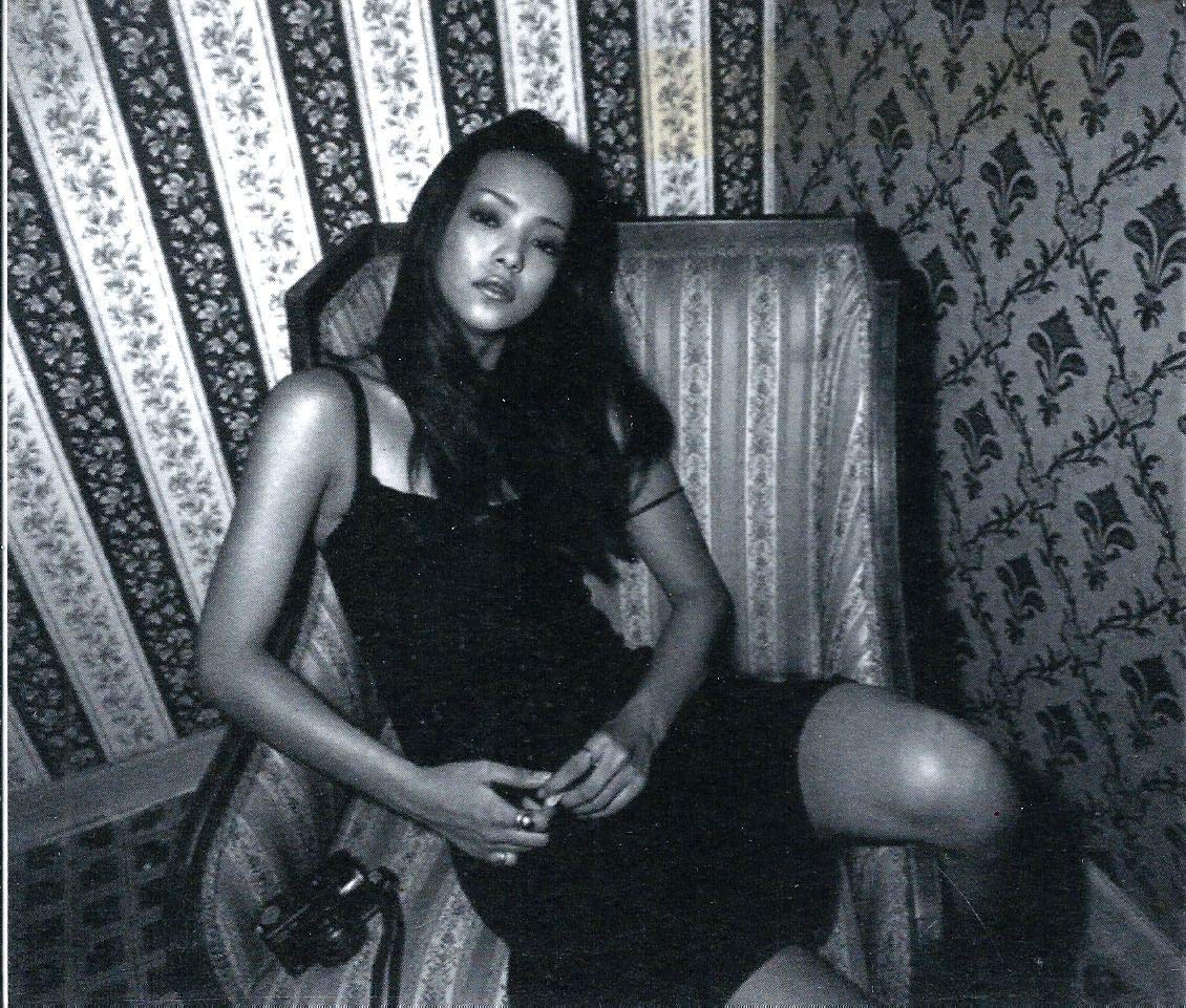 安室奈美恵 Namie Amuro - 《SWEET 19 BLUES》（甜蜜19岁的蓝调）1996年7月22日发行 - 哔哩哔哩