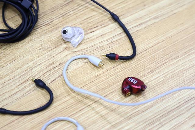 真香预警，森海塞尔IE40Pro耳机评测，适合并非烧友的你 - 哔哩哔哩