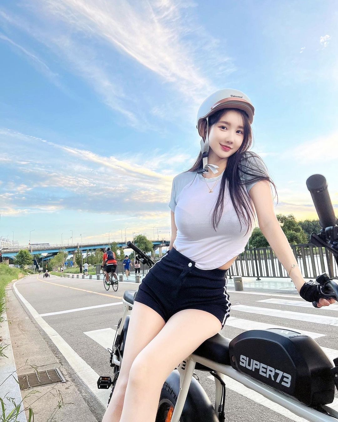 【大家的精选】DJ MIU - 哔哩哔哩