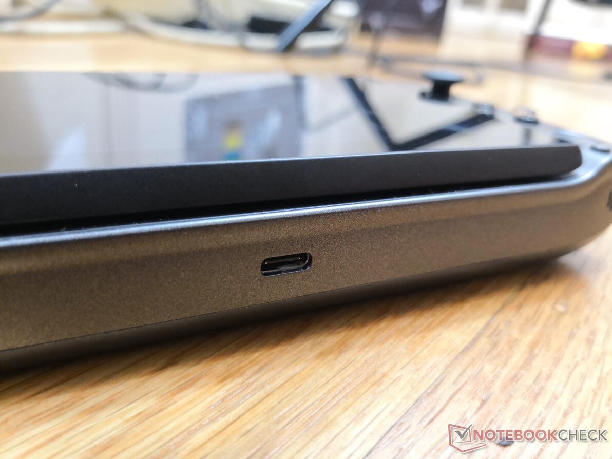 GPD WIN 3 评测：非微软官方的 Switch（上篇） - 哔哩哔哩