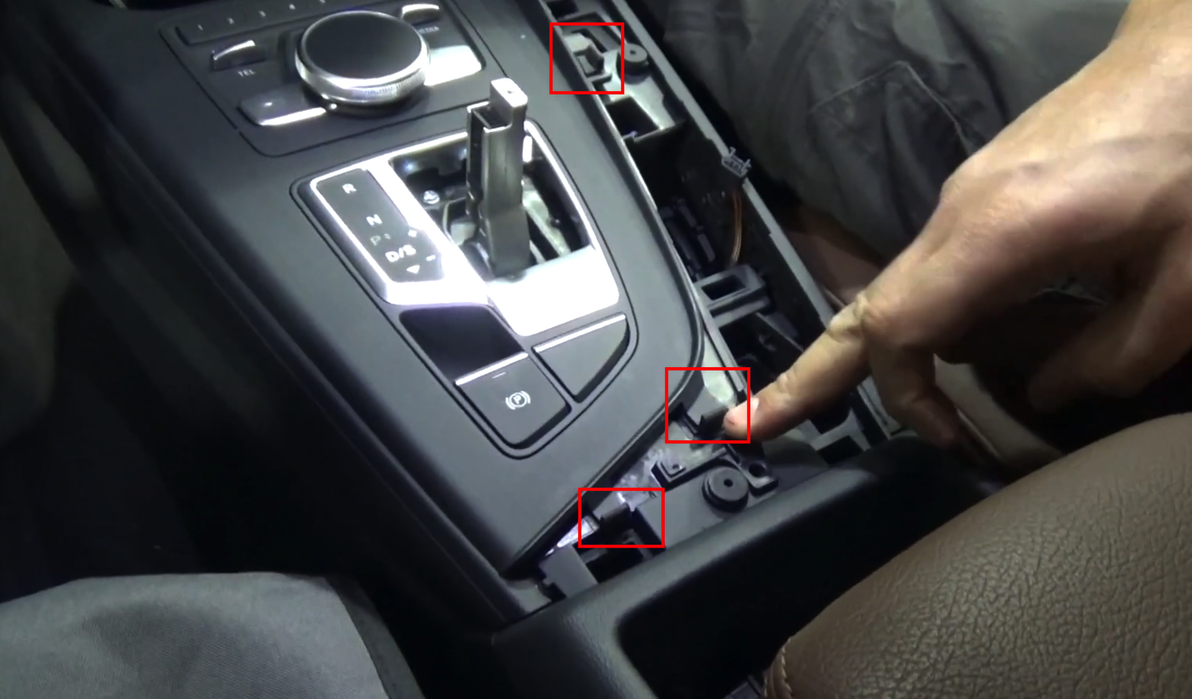 绝对硬货奥迪A4L(B9)中控MMI拆解教程 - 哔哩哔哩