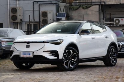 同为20W+纯电车，极狐这款车空间比天际ME7更宽敞，续航还更强 - 哔哩哔哩