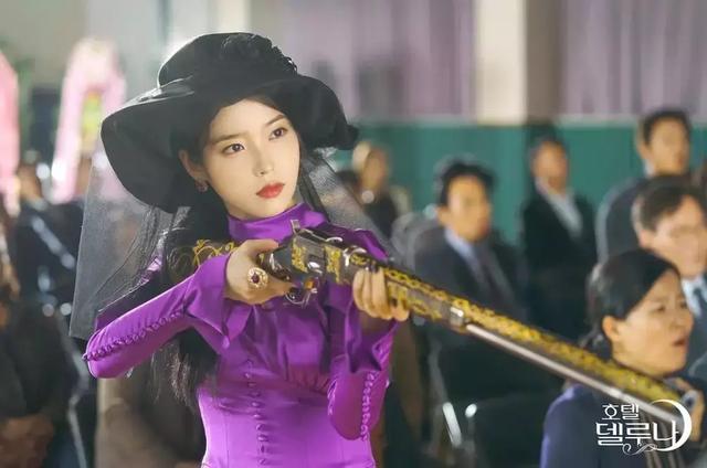 浅谈一下韩国第一女solo，IU李智恩为何这么厉害（这篇文章告诉你） - 哔哩哔哩