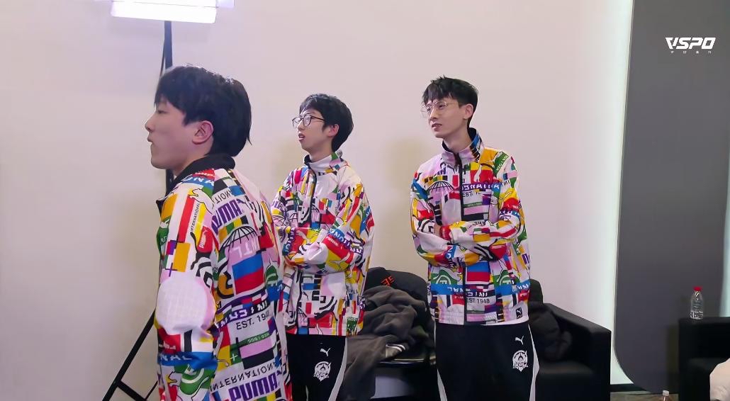 1队换2队，心态被打崩了？XYG3-0WE：九月是大腿，秀豆评价新人！ - 哔哩哔哩