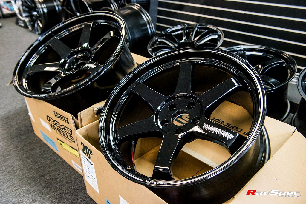 那些RAYS TE37特别版本 - 哔哩哔哩