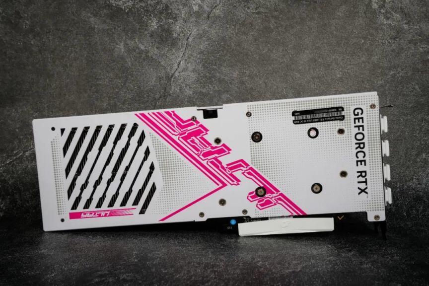 听说最近4060整机价格很卷，分享一下4060游戏测试表现 - 哔哩哔哩