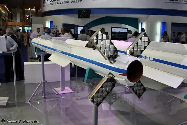 双头鹰的短喙——R-77系列空空导弹 - 哔哩哔哩